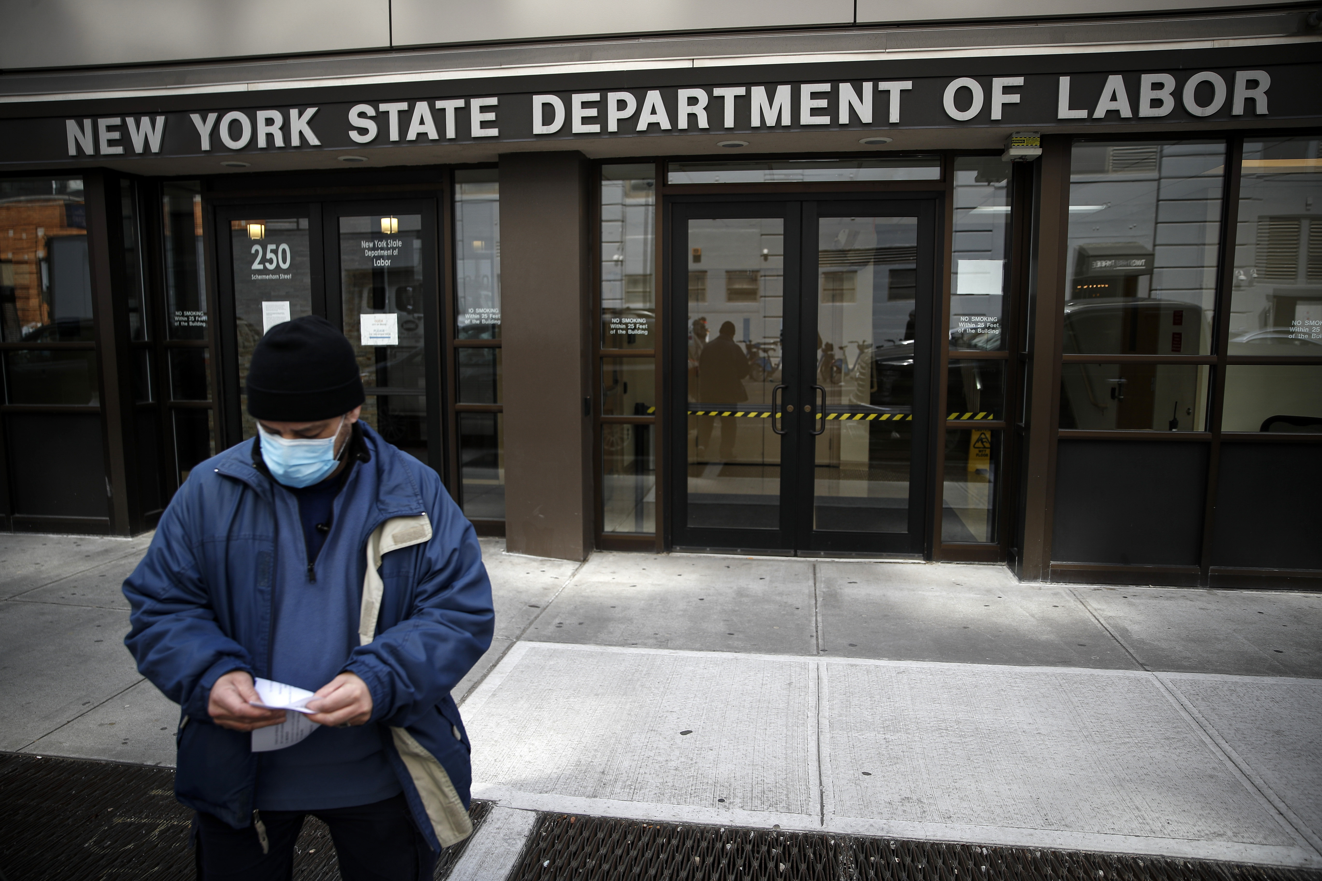 Record 16.8 Million Have Sought US Jobless Aid Since Virus – NBC10 ...