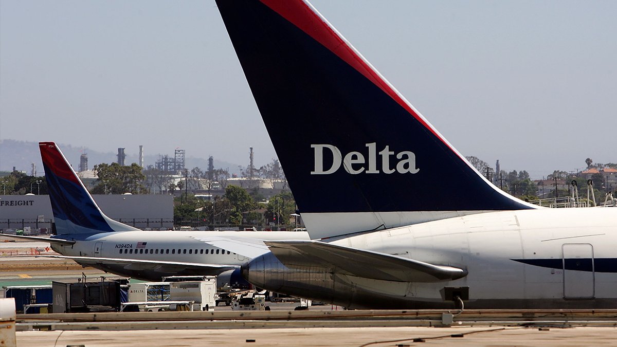 Airlines halt flights in and out of Israel – NBC10 Philadelphia