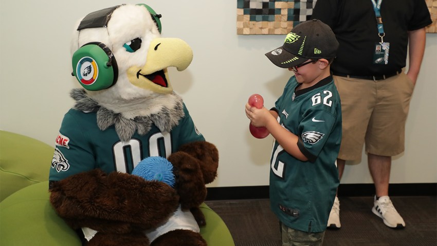 Philadelphia Eagles Build Sensory Room for Fans With Autism and Sensory ...