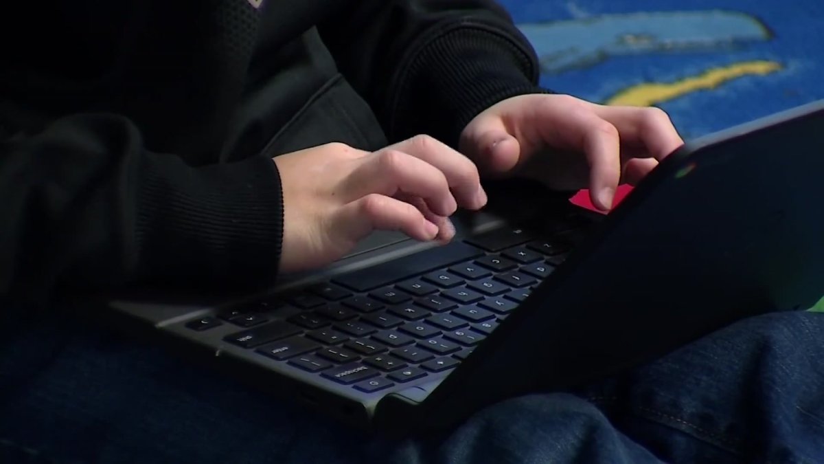 Many Philly Students Getting Chromebooks Don’t Have Internet Access ...