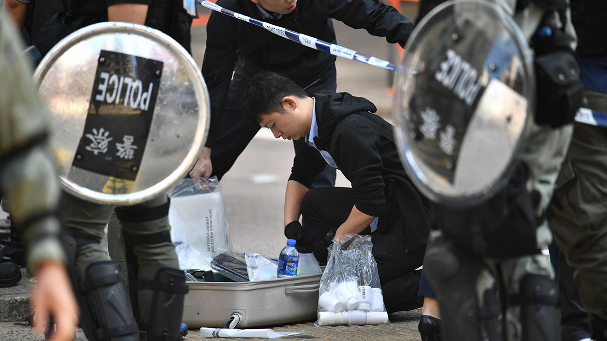 Hong Kong Police Make 3 Arrests in Another Explosives Case – NBC10 ... Hong Kong Police Make 3 Arrests in Another Explosives Case – NBC10 ...