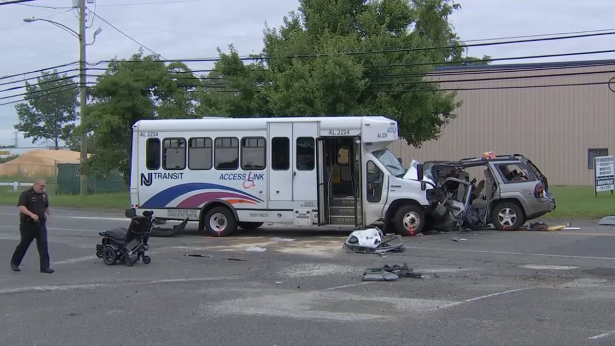 Man Dies, 4 Hurt as New Jersey Transit Access Link Bus and SUV Collide ...
