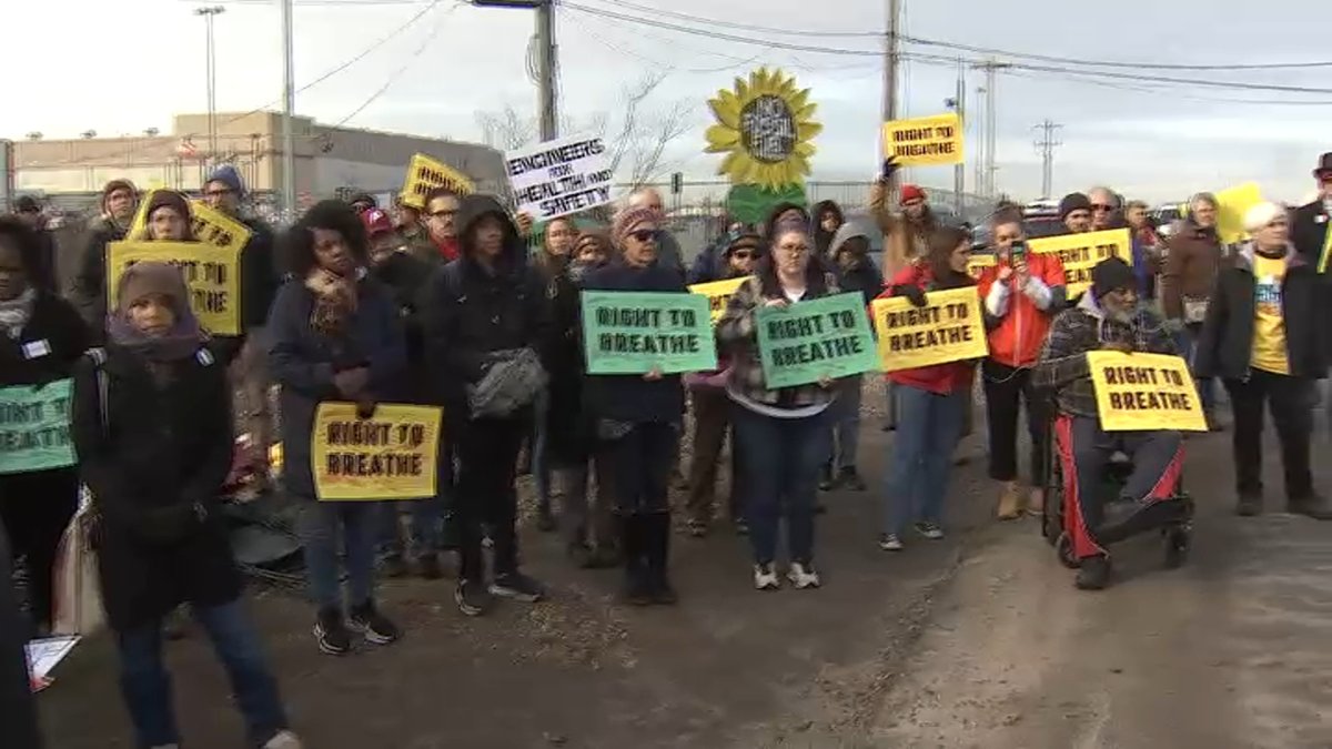 Protesters Block Entrance of South Philly Oil Refinery – NBC10 Philadelphia
