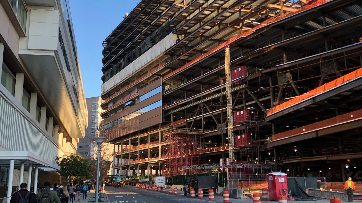 Penn Medicine Rushing to Finish New Hospital for Coronavirus Response ...