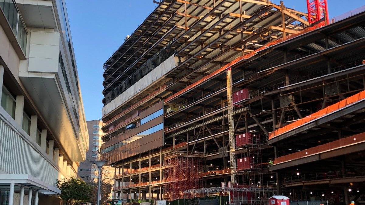 Penn Medicine Rushing to Finish New Hospital for Coronavirus Response ...