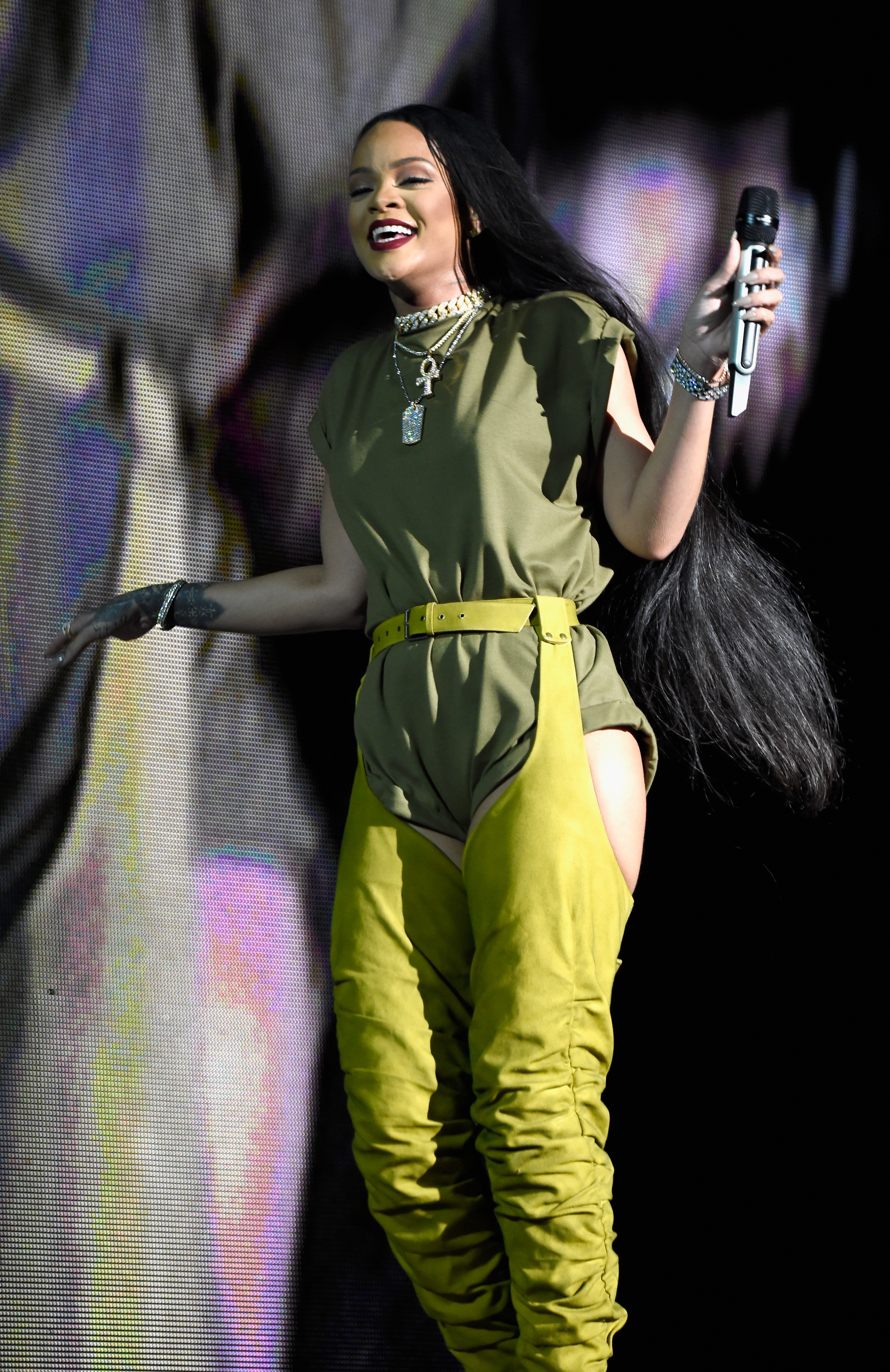 Rihanna, Coldplay, DJ Khaled, Chance The Rapper Perform at Philly’s ...