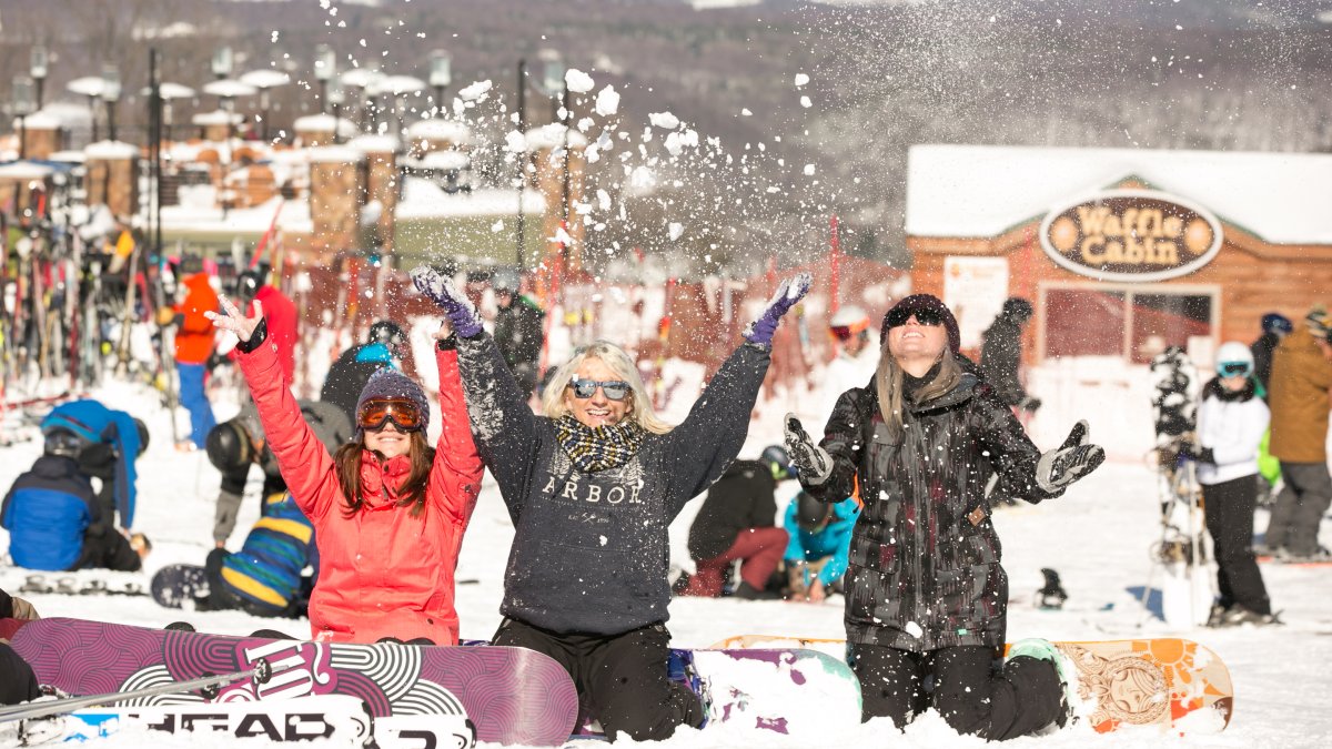 Nine Reasons to Visit the Poconos this Winter – NBC10 Philadelphia