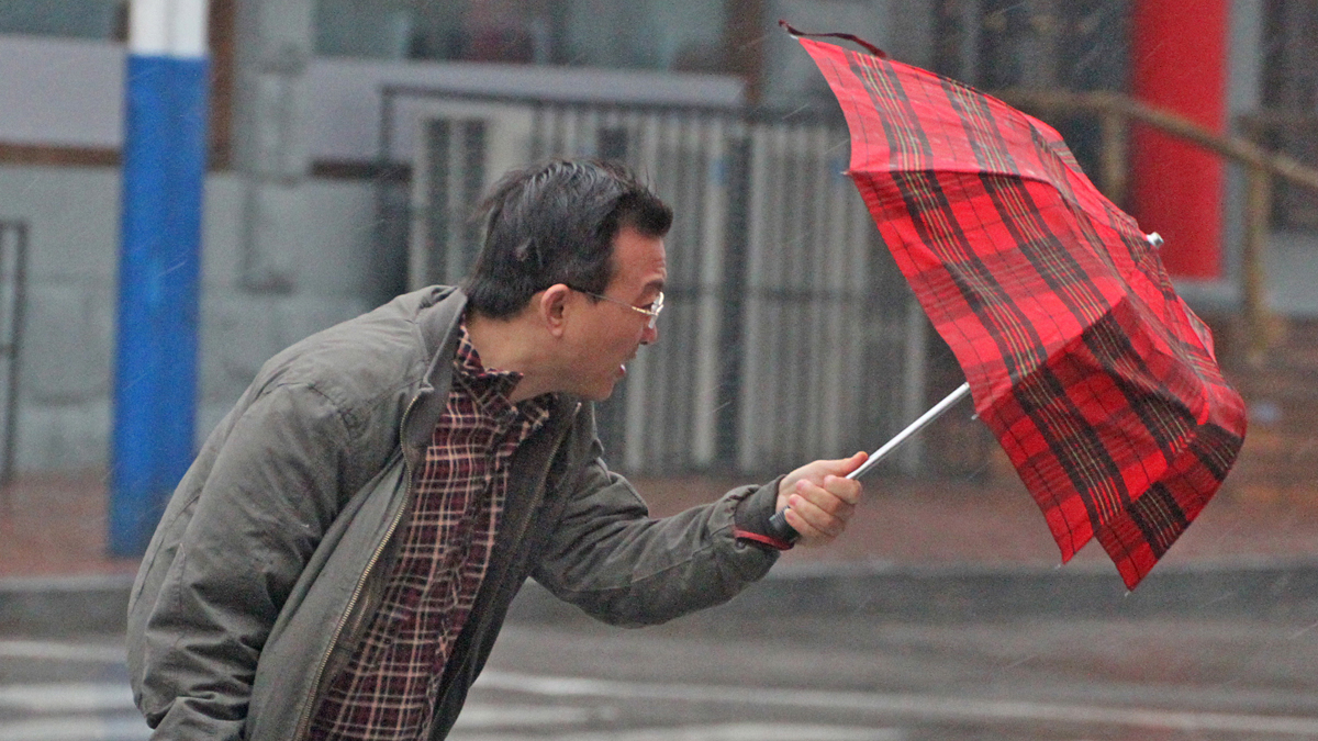 A Very Windy Monday, Slippery Conditions as Rain Gives Way to Gusts ...