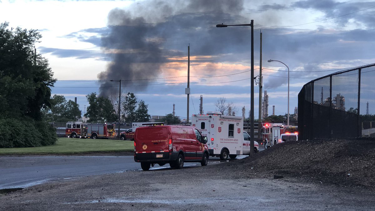 Pictures: South Philadelphia Refinery Explosion and Fire – NBC10 ...