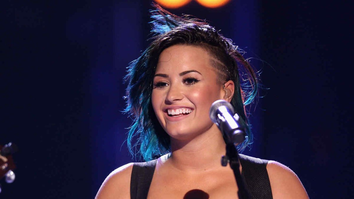 Halsey, Demi Lovato to Headline New North to Shore Festival in NJ this ...