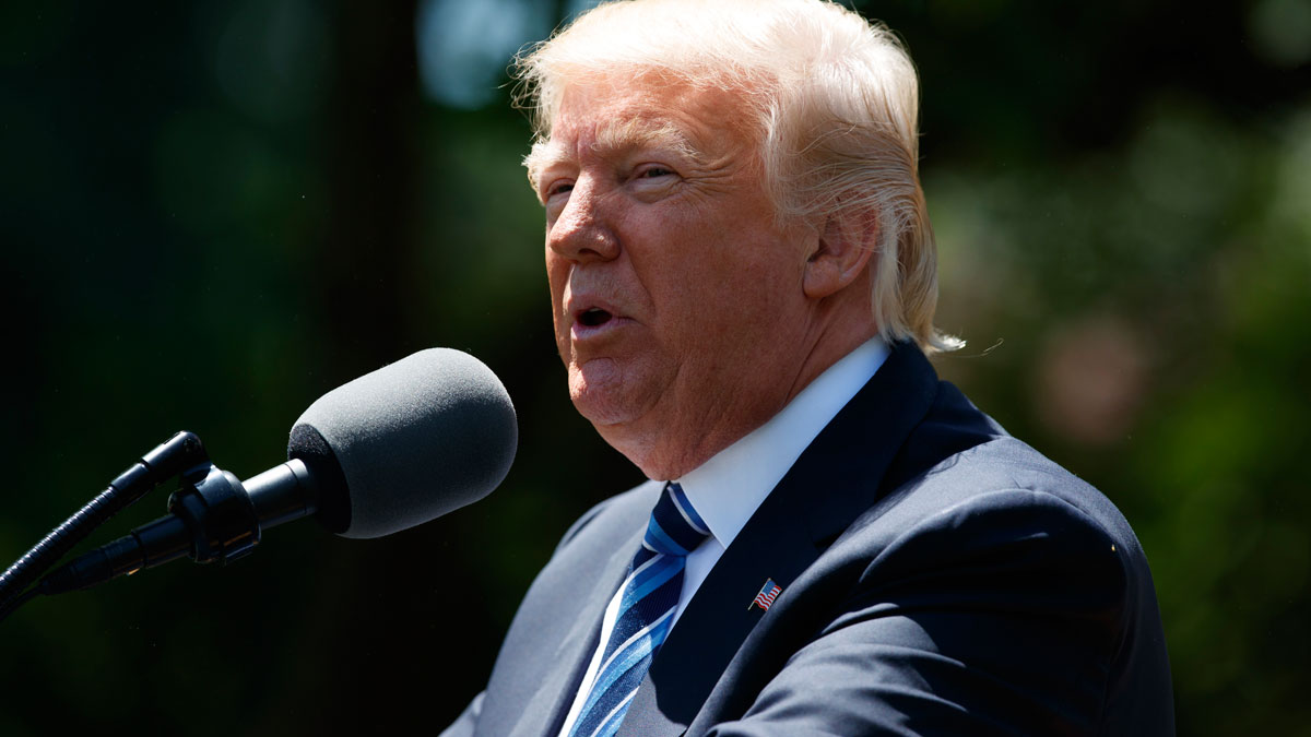 Judge in Trump election case pauses court deadlines – NBC10 Philadelphia