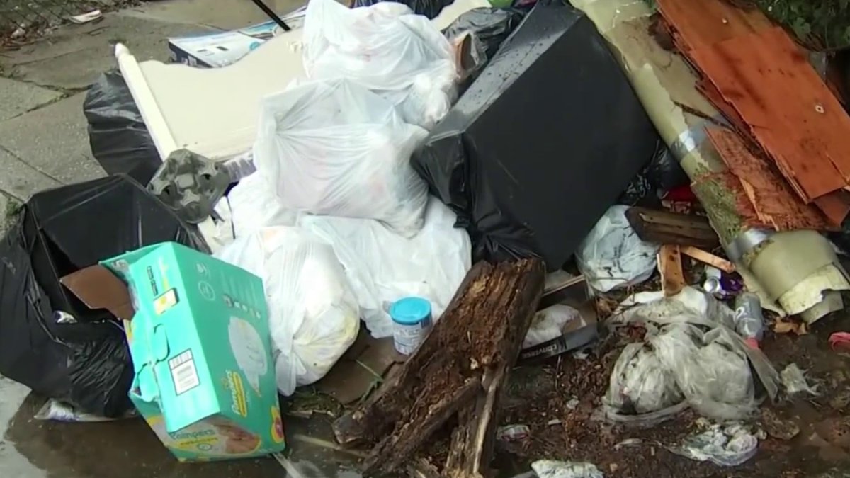 Philadelphia Sanitation Workers Say They Don’t Have Proper Equipment as ...