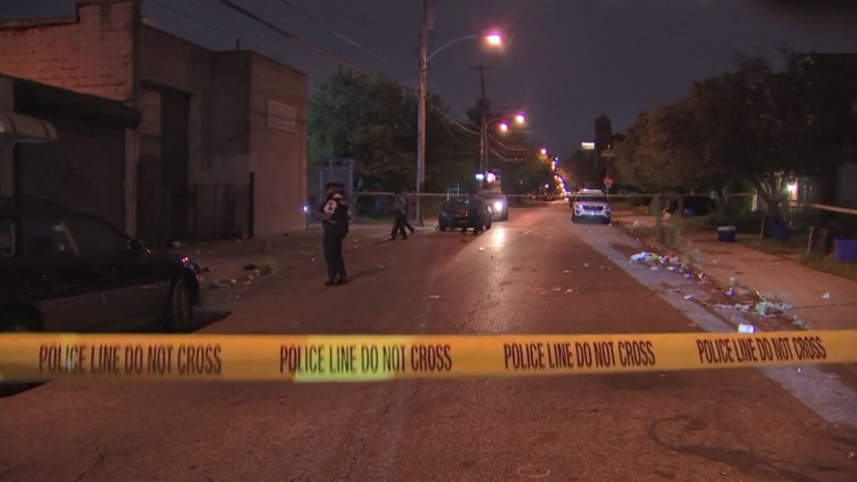 7 Dead, 25 Hurt in 25 Shootings During Another Violent Weekend in ...