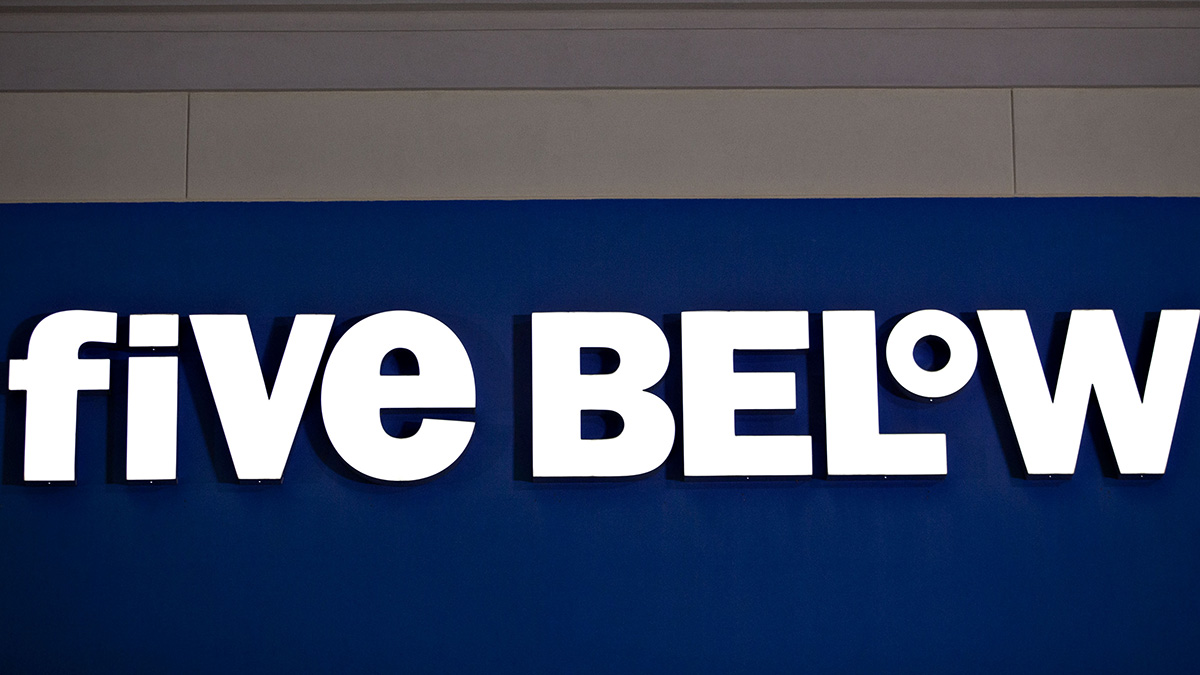 Nerd Street Gamers Opens Five Below Esports Pilot Location in ...