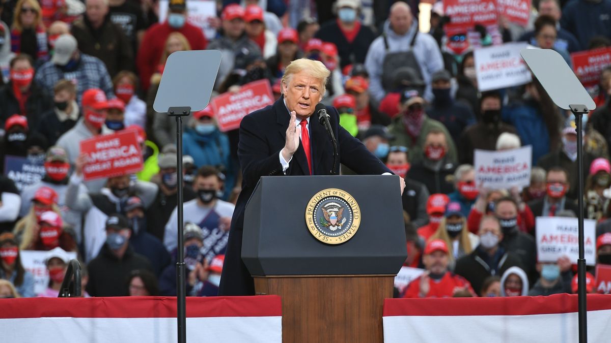 President Donald Trump Makes Push to Win Pennsylvania at Lehigh Valley ...