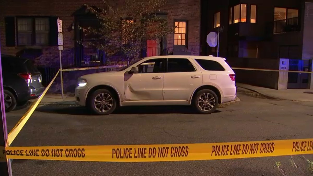 2 Good Samaritans Stop Armed Man From Abducting Woman in Center City ...
