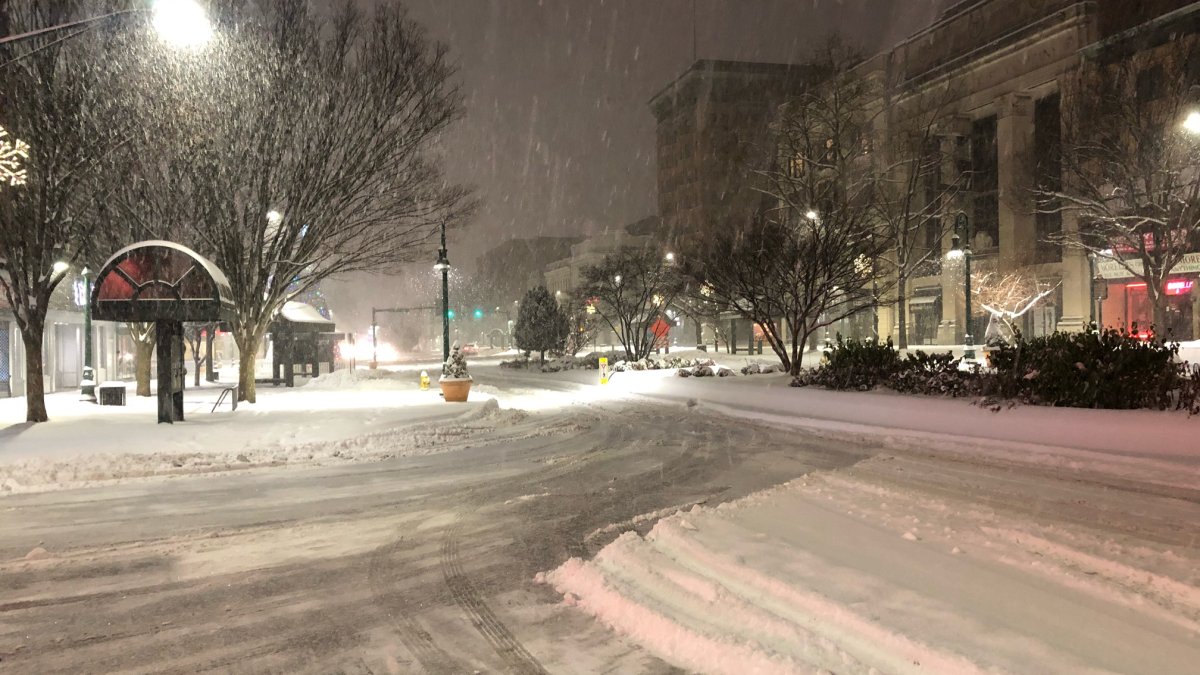 This Winter Storm Nor’easter Is Bringing Snow and Will Be Very ...