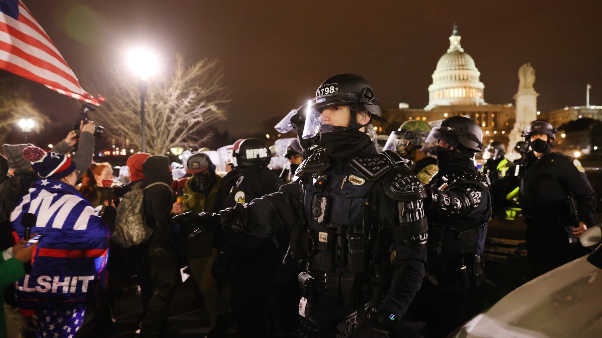 Pentagon Dc Officials Point Fingers At Each Other Over Capitol Riot