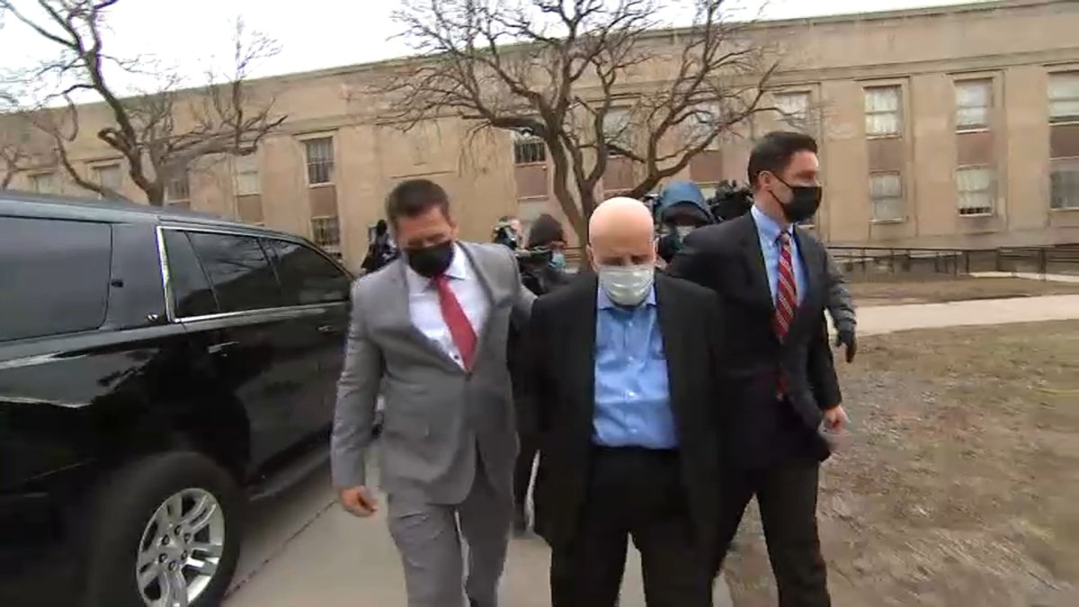 Long Island Doctor Faces Murder Charges Over Patient Prescription