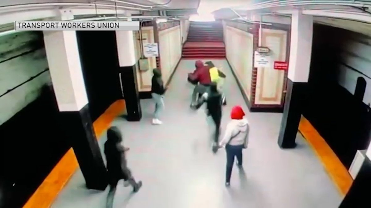 CAUGHT ON CAM: Teens Attack SEPTA Worker at Center City Station, Union ...