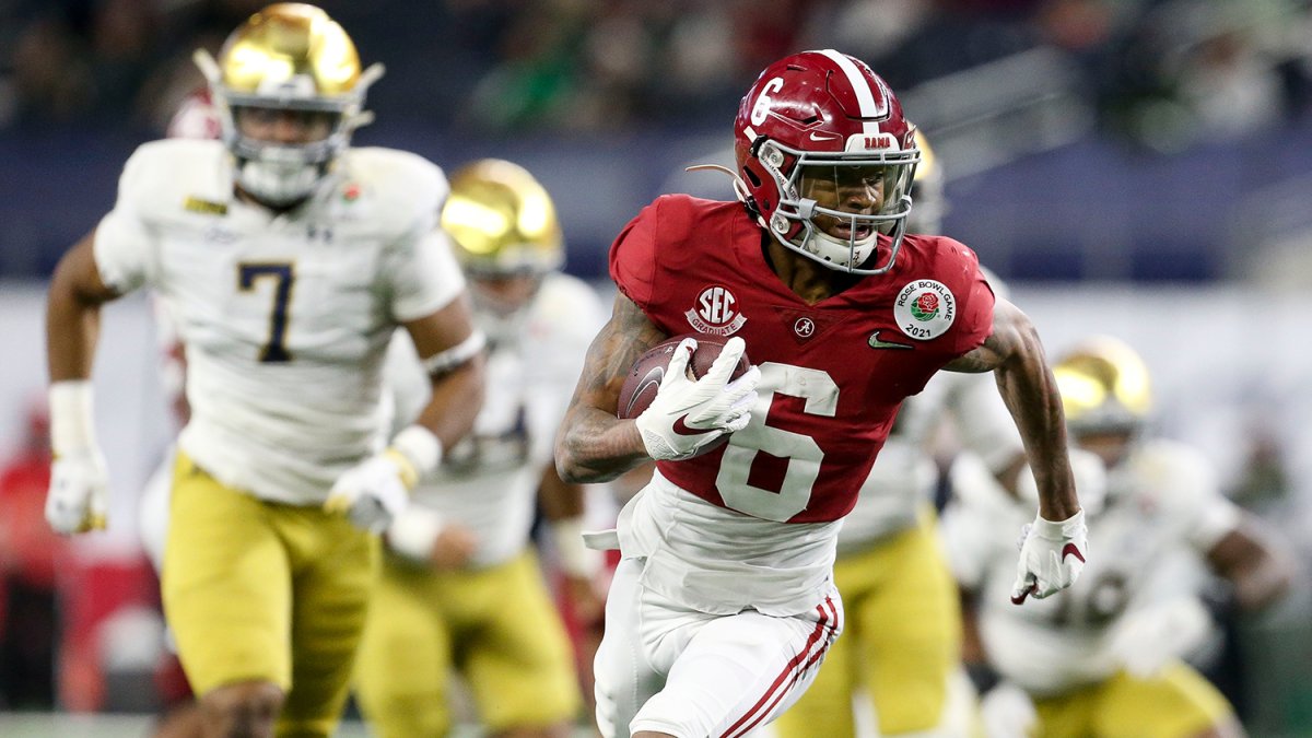 How Eagles’ Top NFL Draft Pick DeVonta Smith Fits in Nick Sirianni’s ...