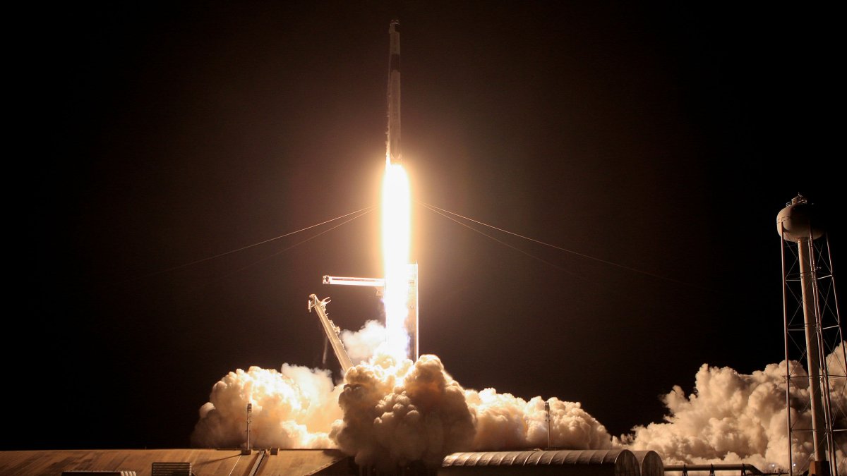 SpaceX Needs to Tame Toilet Troubles Before Weekend Launch – NBC10 ...