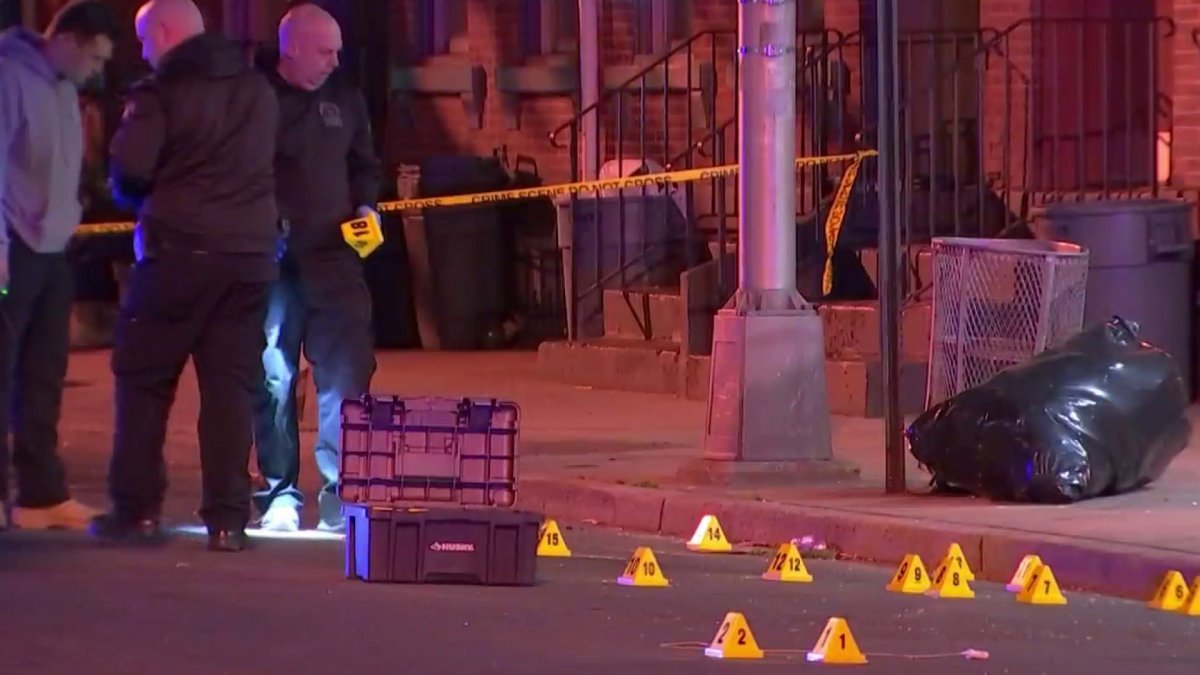 Girl, 4, Grazed by Bullet, Parents Shot as Gunman Fires Into Car in ...