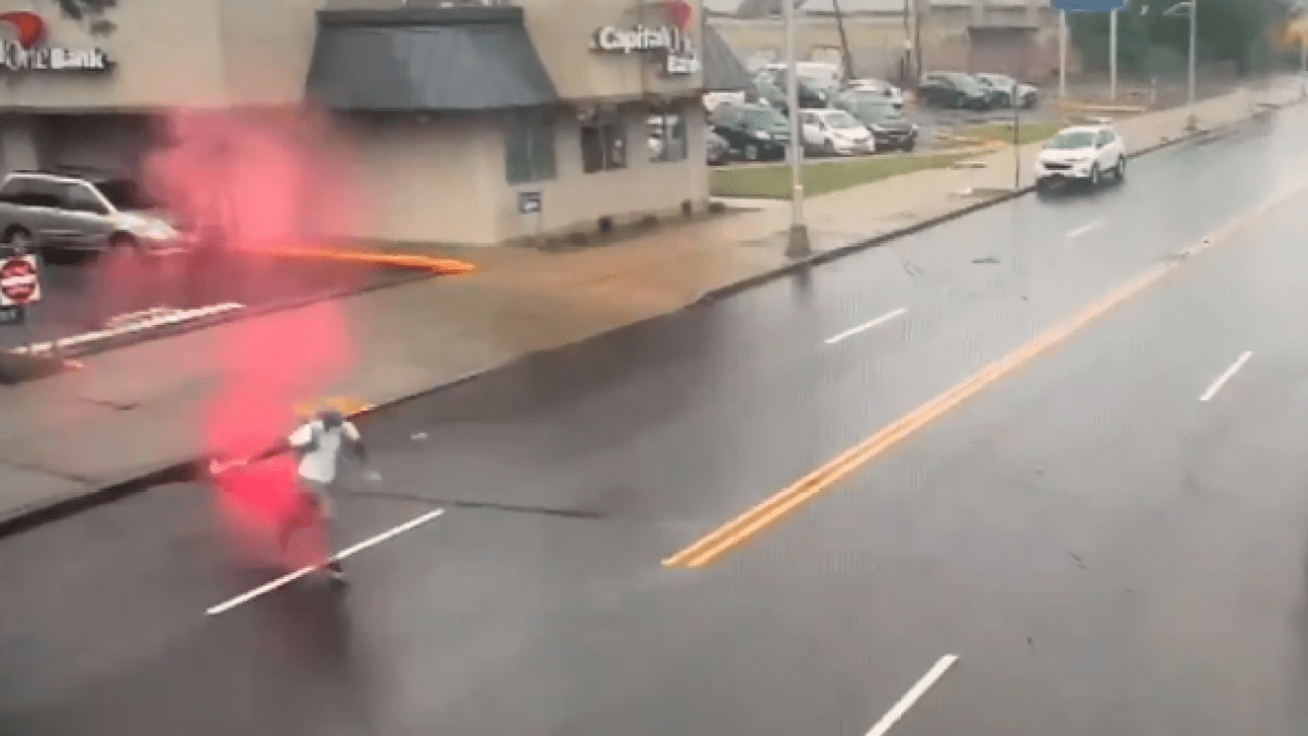 NJ Bank Robber Doesn’t Make it Across Street Before Red Dye Pack ...