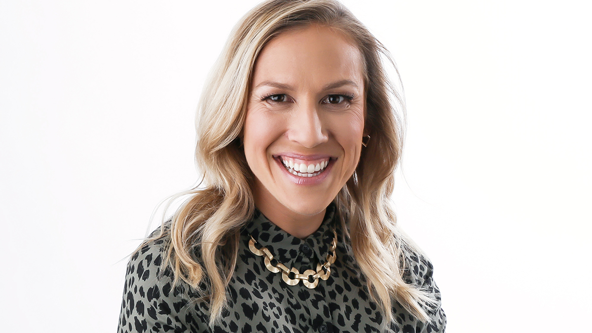 New Voice of Sixers Is a Woman: Kate Scott Hired as Play-by-Play ...