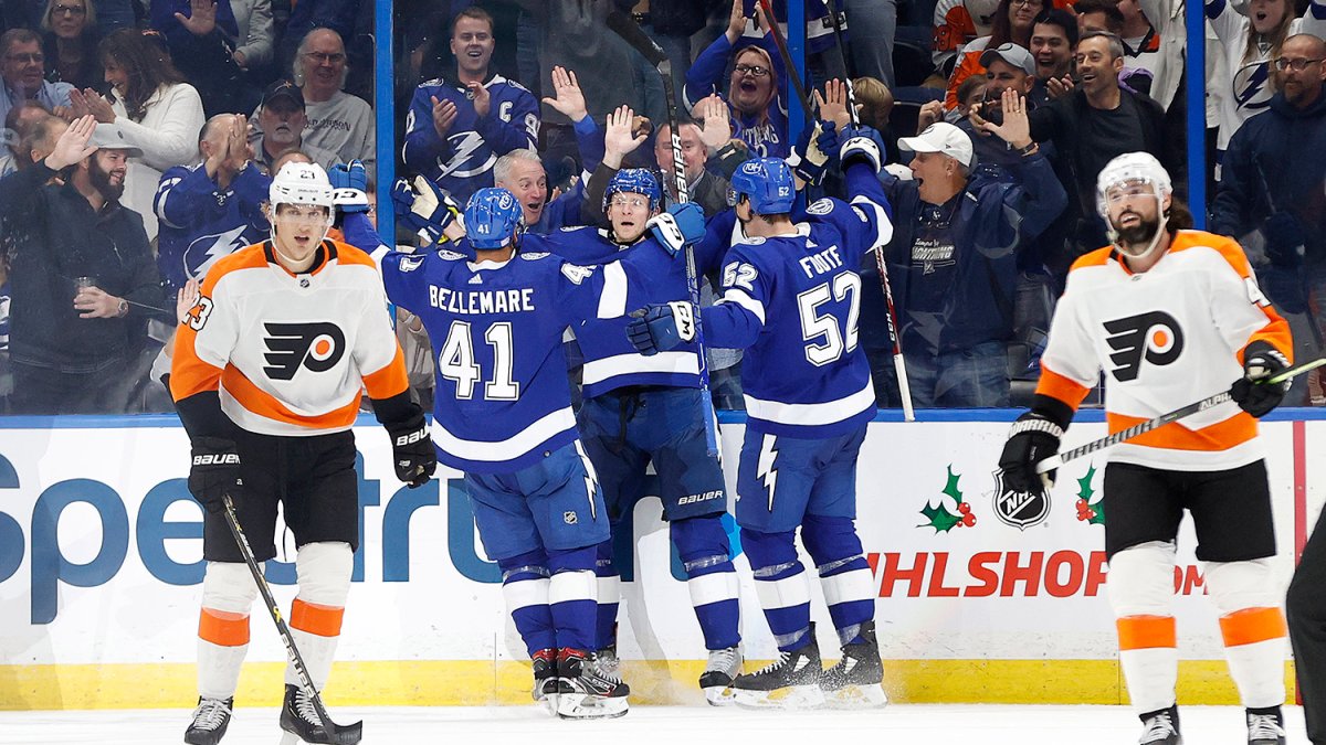 Flyers Vs. Lightning: Ugly Showing in Tampa Bay, Derick Brassard Exits ...