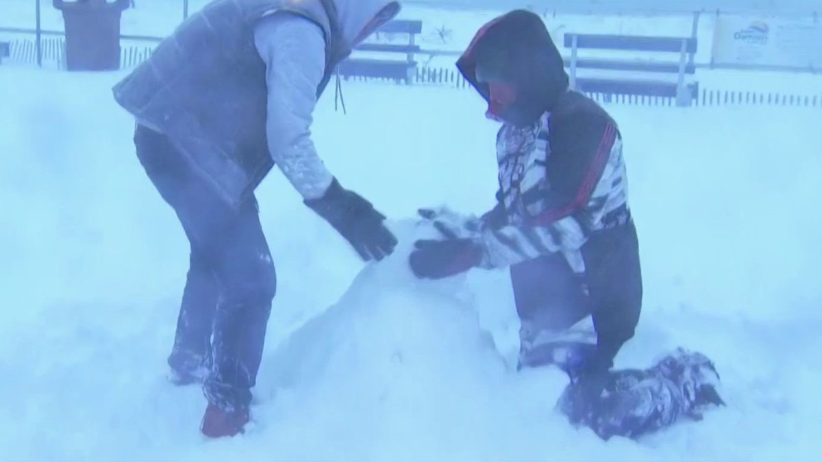Caught in the Snow, These Guys Made a Snowman – NBC10 Philadelphia