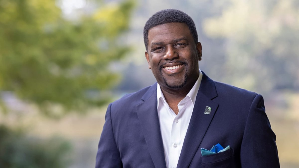 First Black CEO of Big Brothers Big Sisters of America: After Landing ...