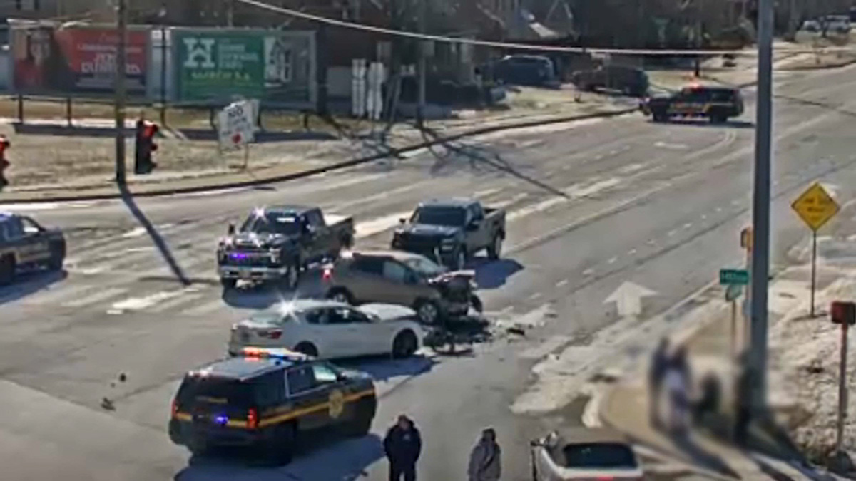 Pedestrian Killed in Wild Series of Carjacking and Crashes in Delaware ...