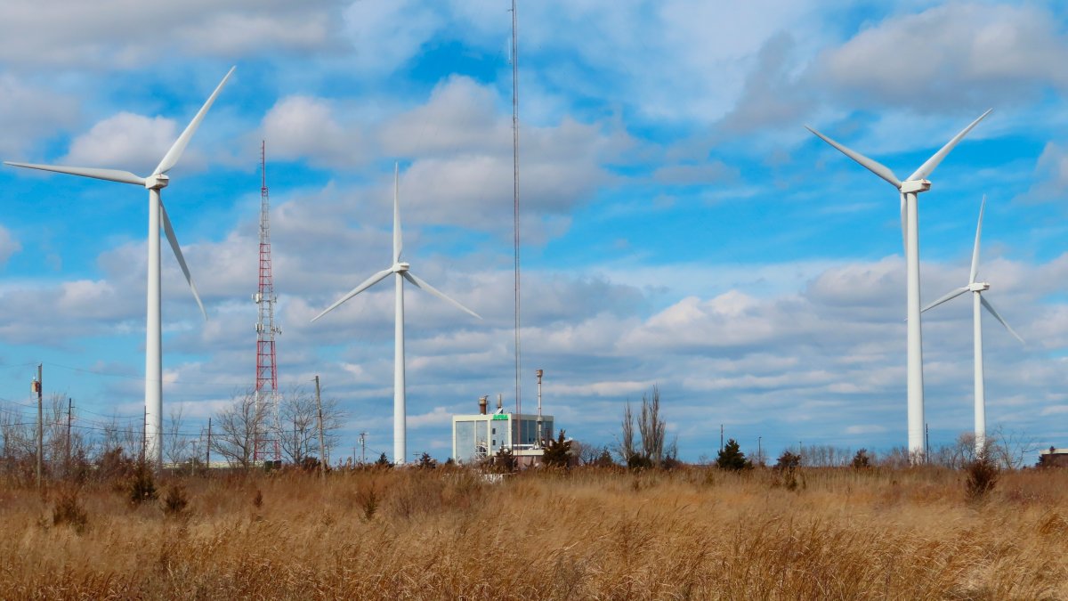 Emotions Buffet NJ Coastal Wind Project in Peek at US Future – NBC10 ...