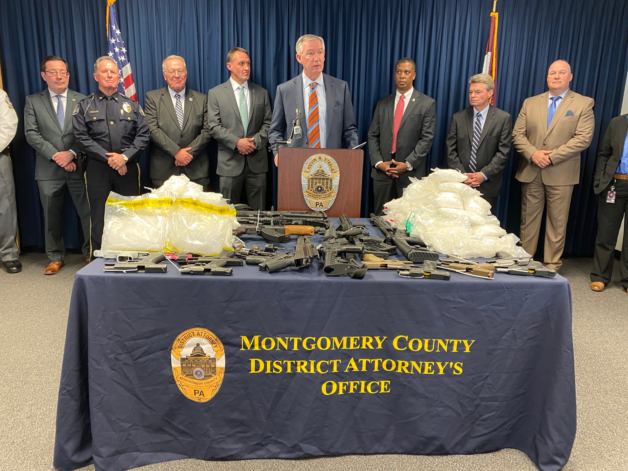 Police Seize 83 Pounds of Meth, 200 Bags of Fentanyl, Guns, $135K in ...