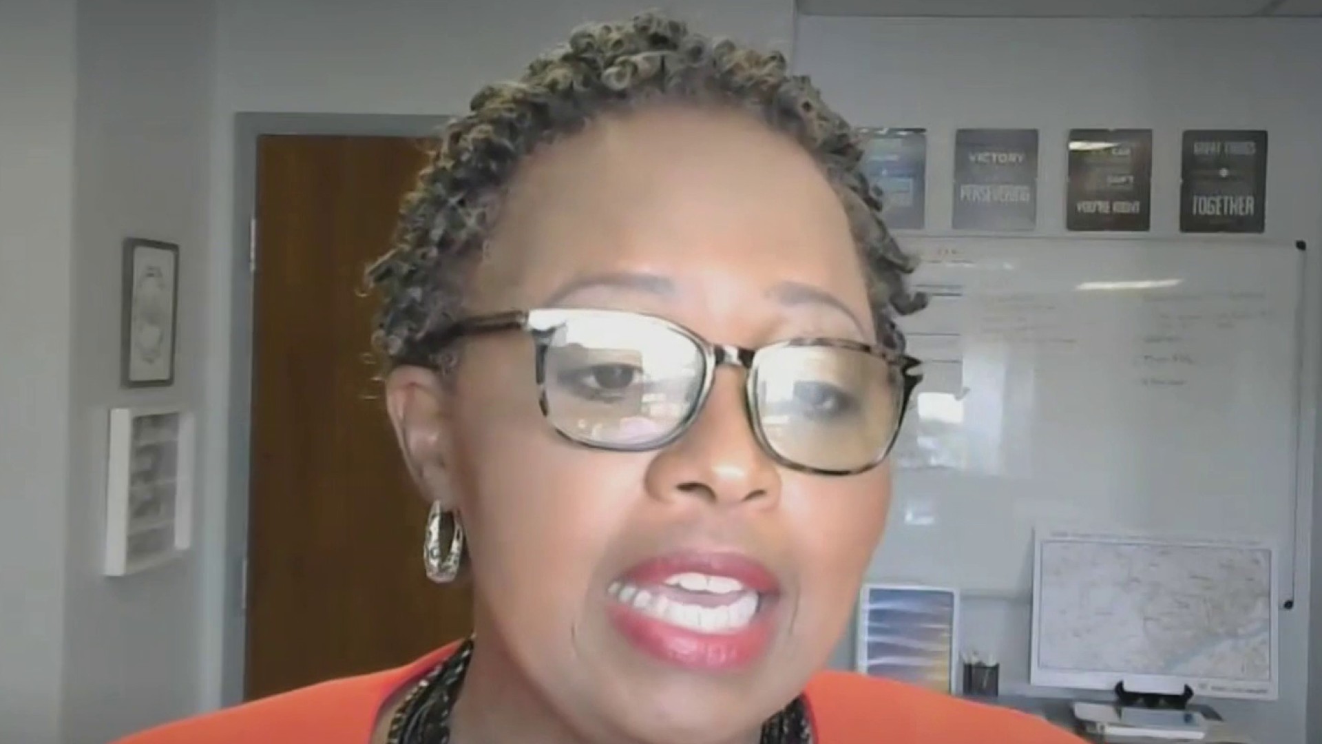 Shelly Buck's Instagram, Twitter & Facebook on IDCrawl