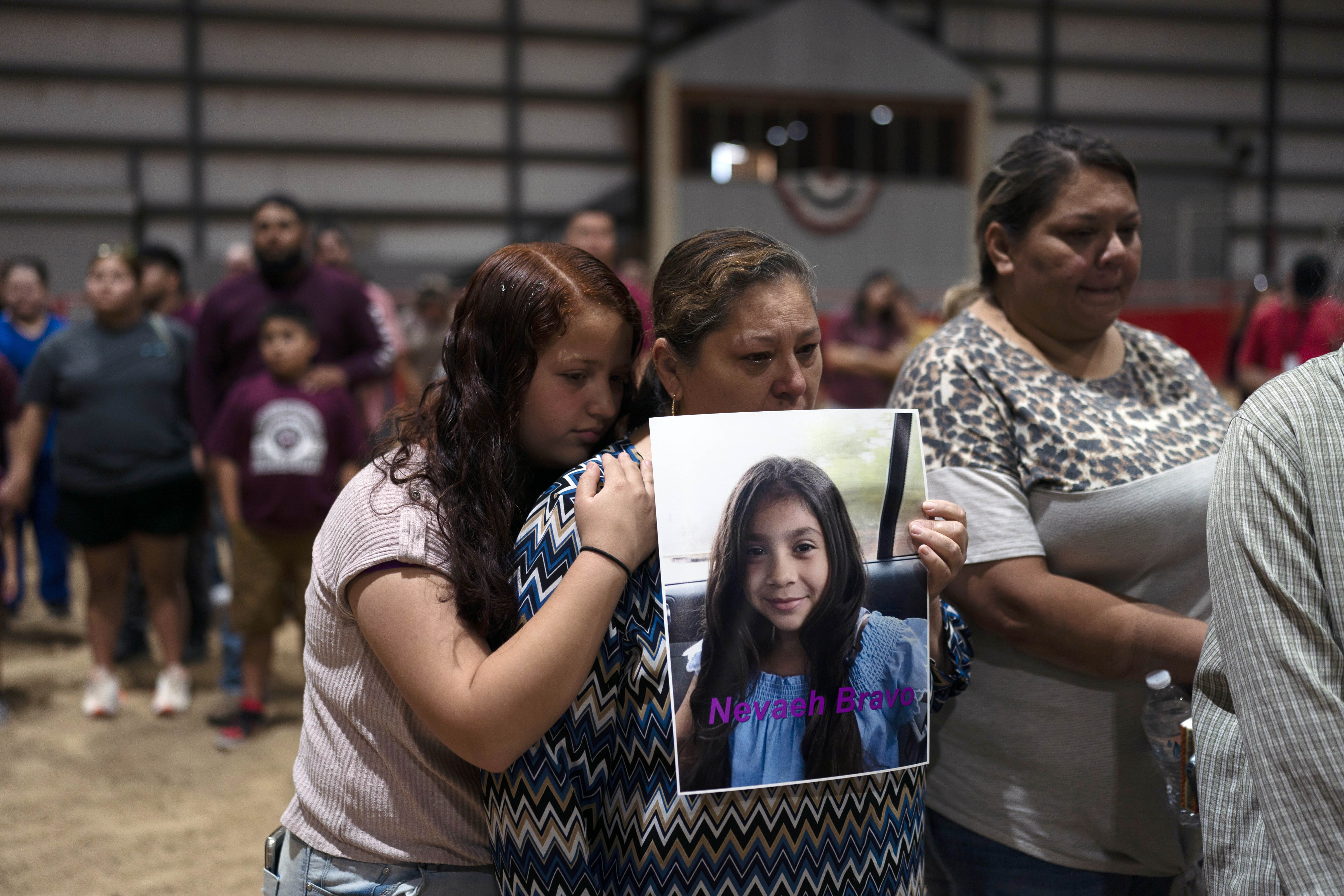 Photos: Uvalde Remembers Robb Elementary School Shooting Victims ...