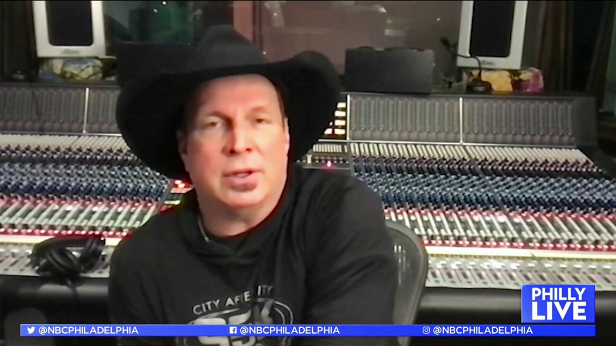 Garth Brooks’ ‘National’ Voice Like You’ve Never Heard It Before ...