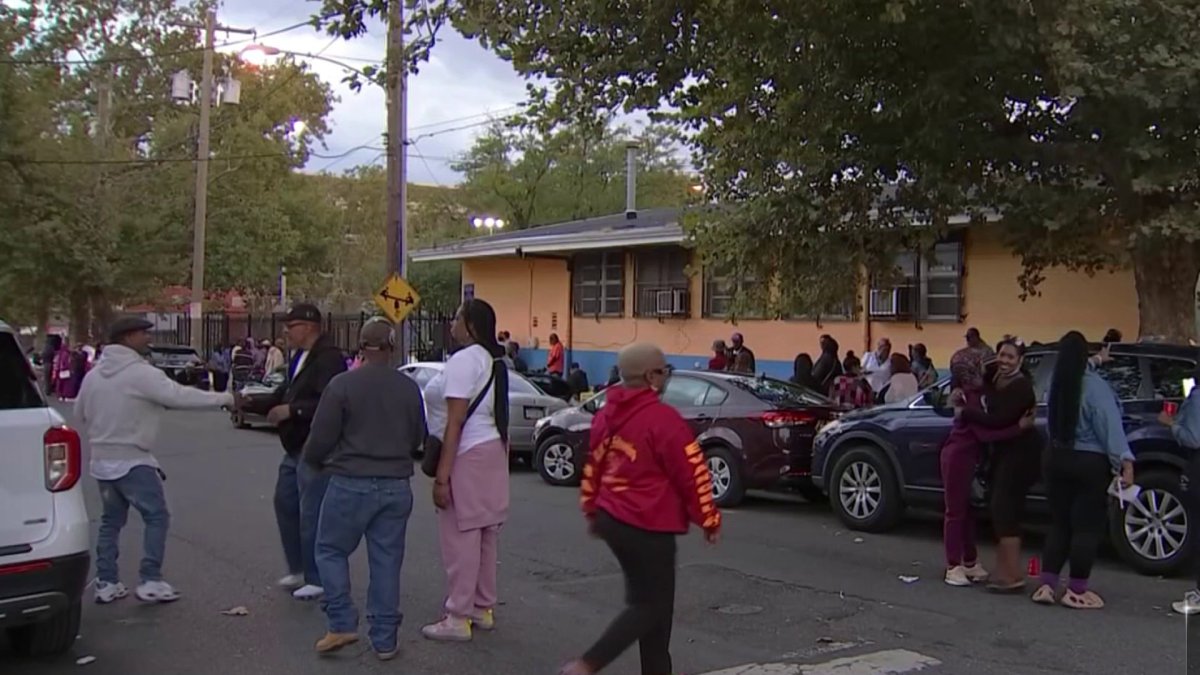 Philadelphia to Ban Guns at Recreation Centers, Other City Facilities ...