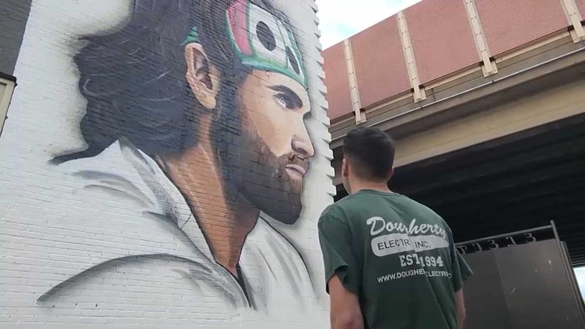 Massive Mural of Bryce Harper Pops Up in South Philly – NBC10 Philadelphia