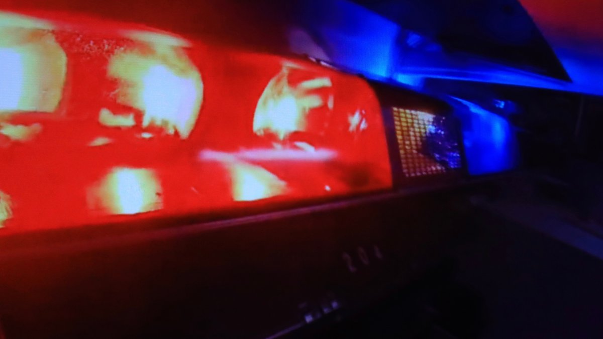 Philly EMT steals cash from dead woman’s wallet, officials say – NBC10 ...