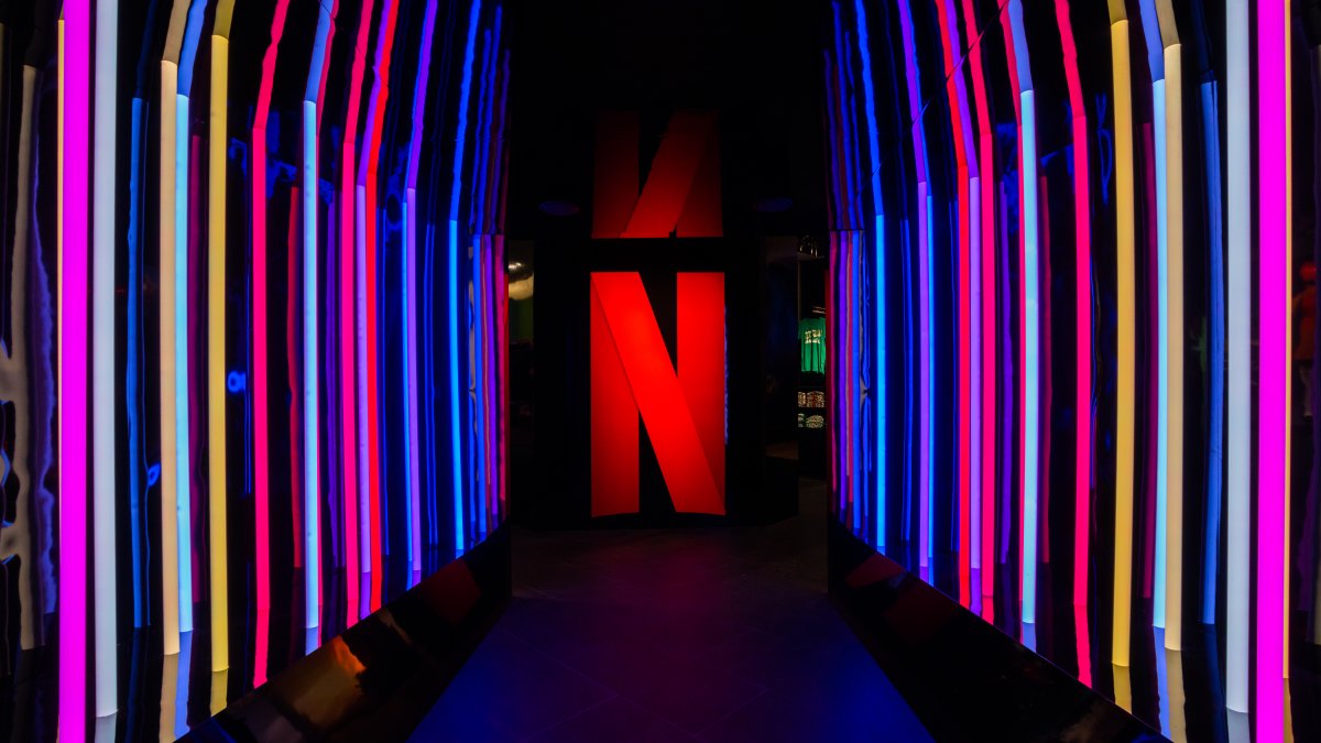 ’47 Ronin’ director charged with swindling Netflix out of $11M – NBC10 ...