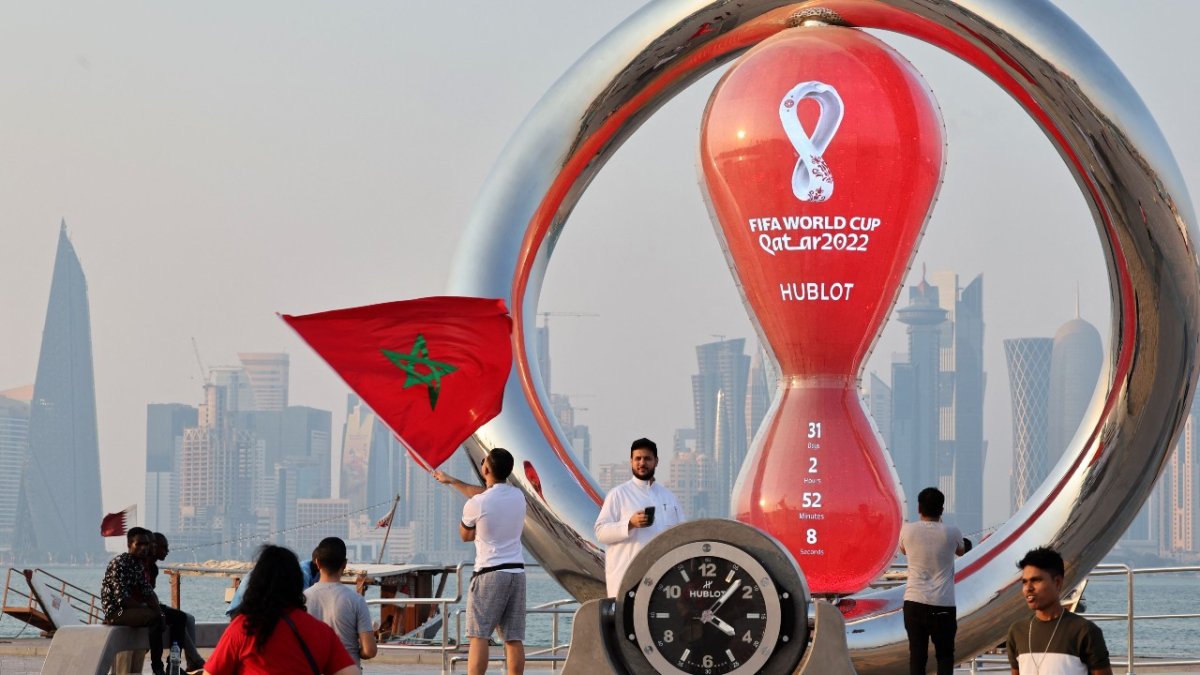 Qatar’s Emir Lashes Out at Criticism Ahead of 2022 FIFA World Cup ...