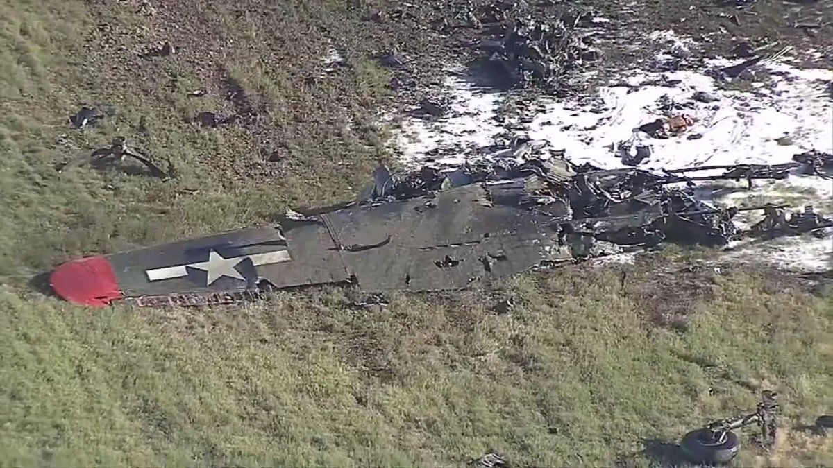 6 Dead After 2 Planes Crash Mid-Flight During Airshow in Dallas – NBC10 ...
