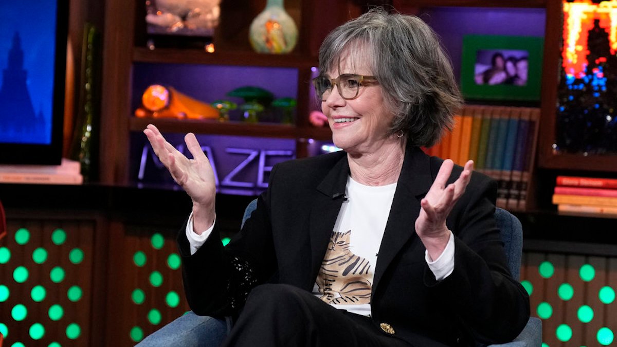 Sally Field Has a Funny Response to the Idea of Dating Tom Brady ...