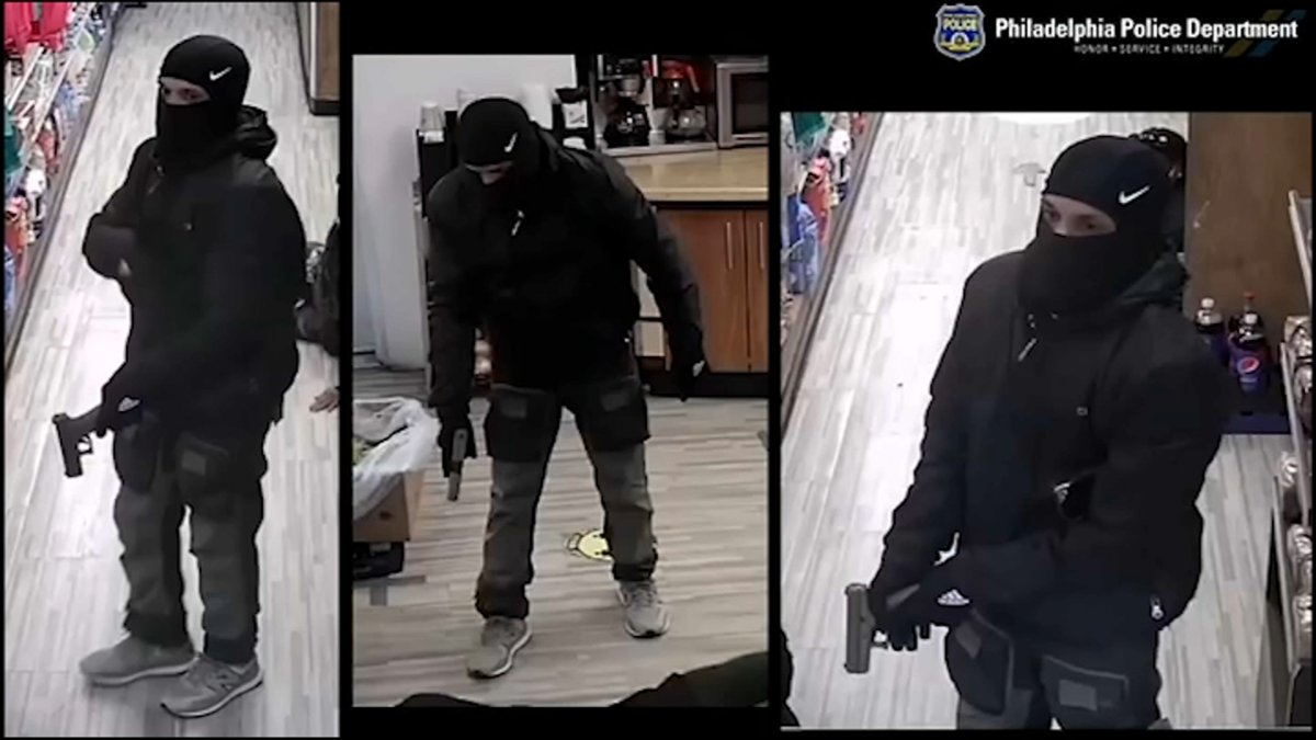 VIDEO: Robbers Hold Employees and Customers Captive at Gunpoint Inside ...