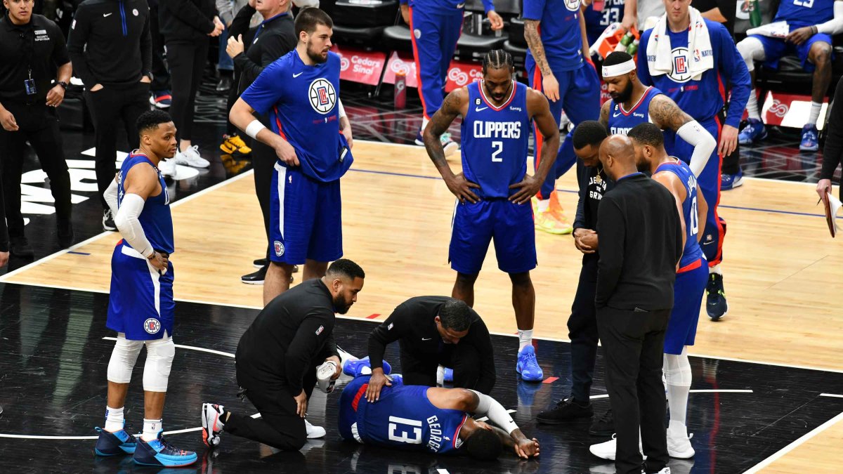 Clippers’ Paul George Has Sprained Knee, Will Be Reevaluated in 2-3 Weeks – NBC10 Philadelphia