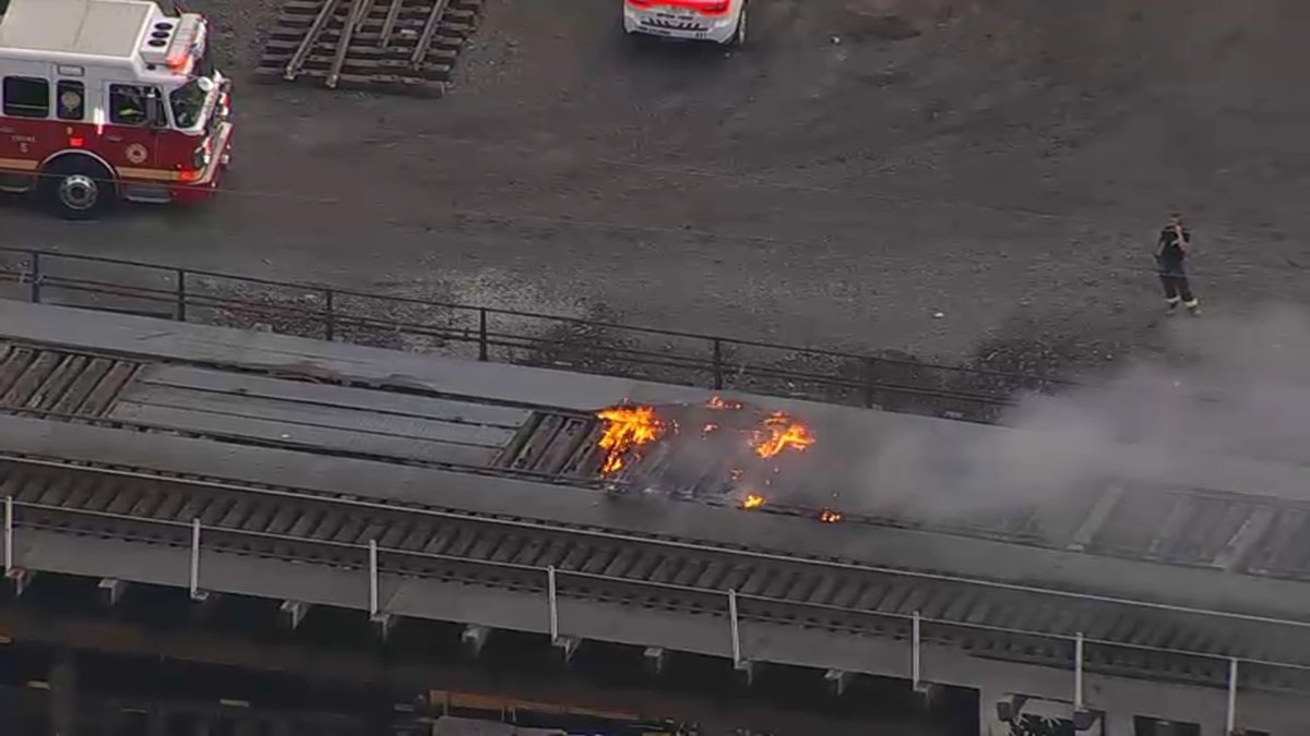 Brushfire on Tracks Near 30th Street Station Temporarily Suspended ...