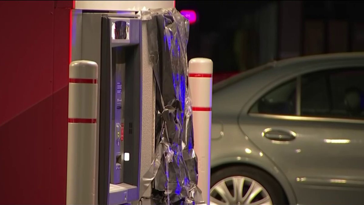Man Shot While Using ATM in Philadelphia – NBC10 Philadelphia