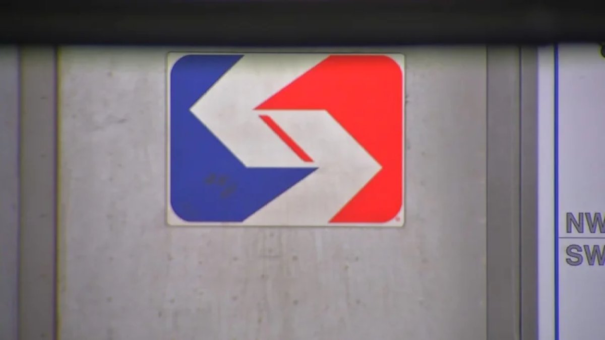 Officials: Person shatters SEPTA bus window with brick on I-76 – NBC10 ...